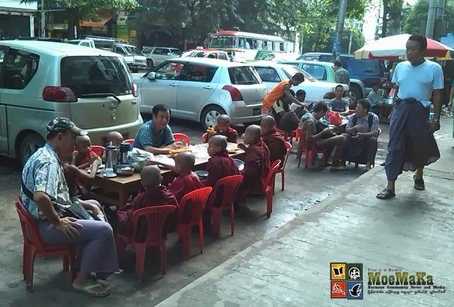 MoeMaKa Photo – Rangoon Morning and Donation
